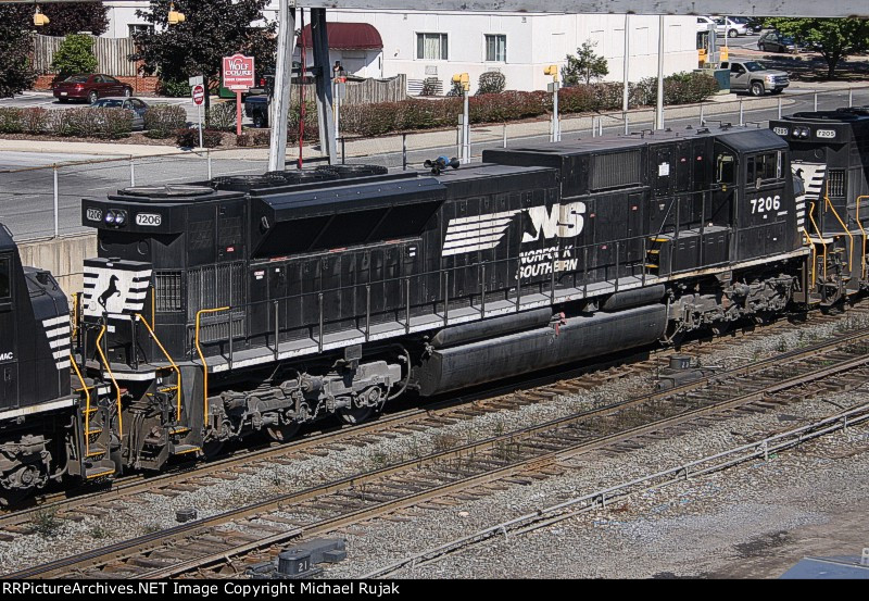 NS 7206